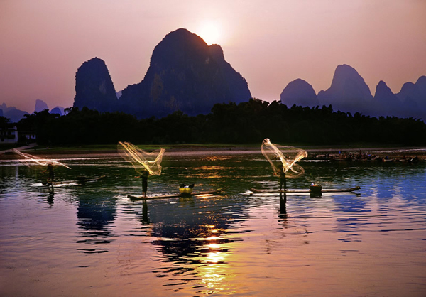 Photo, Image & Picture of Li River Fishing in Morning